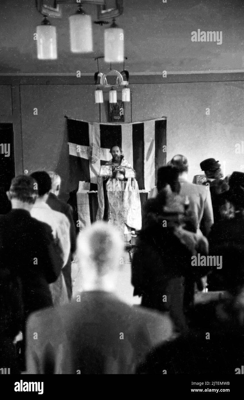 Priester in griechenland hi-res stock photography and images - Alamy