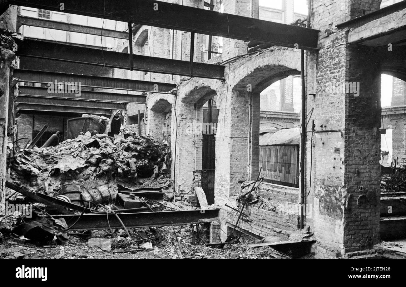 Trümmergrundstück der Maschinenfabrik Richard Rheinow in der ...