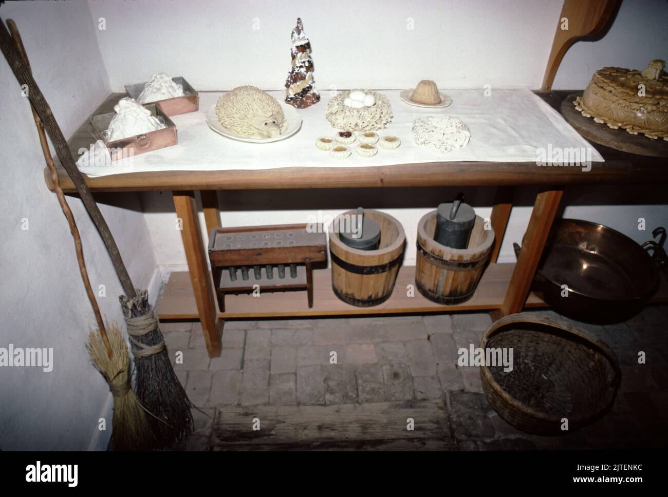 Williamsburg, VA. U.S.A. 9/1987. Gov. palace kitchen with docents ...