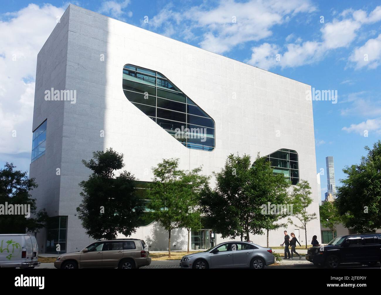 Public Library at Hunters Point, Queens, NY, USA Stock Photo - Alamy