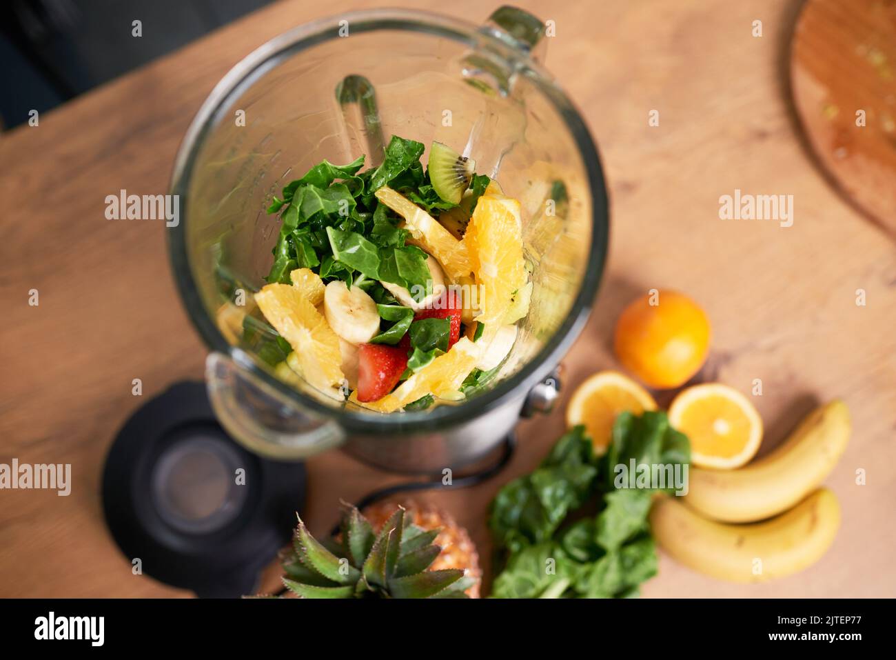 Fruit spinach in blender hi-res stock photography and images - Alamy
