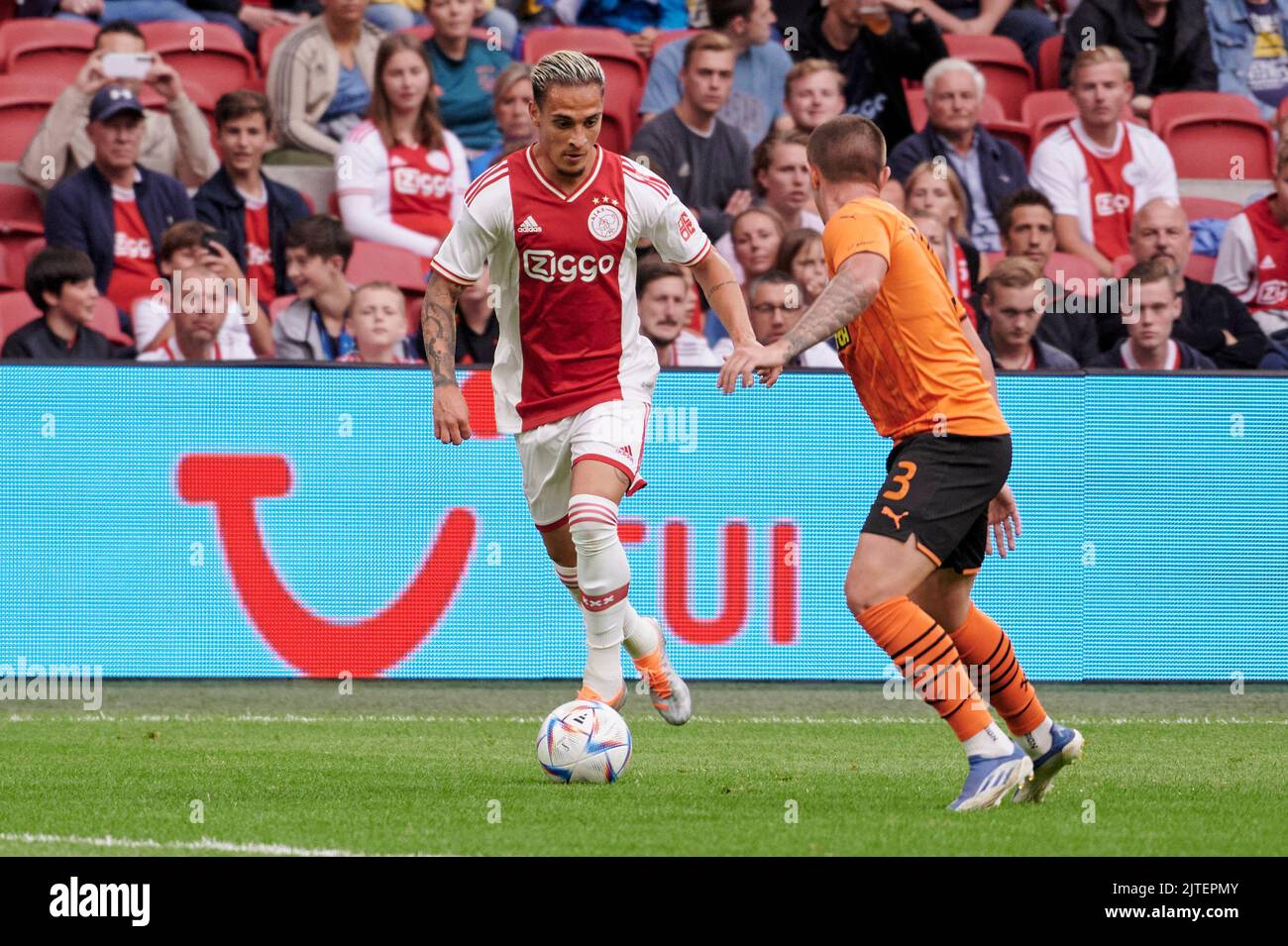 Johan cruyff ajax player hi-res stock photography and images - Alamy