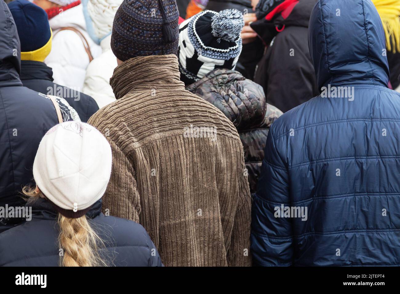 Crowd movement winter hi-res stock photography and images - Alamy