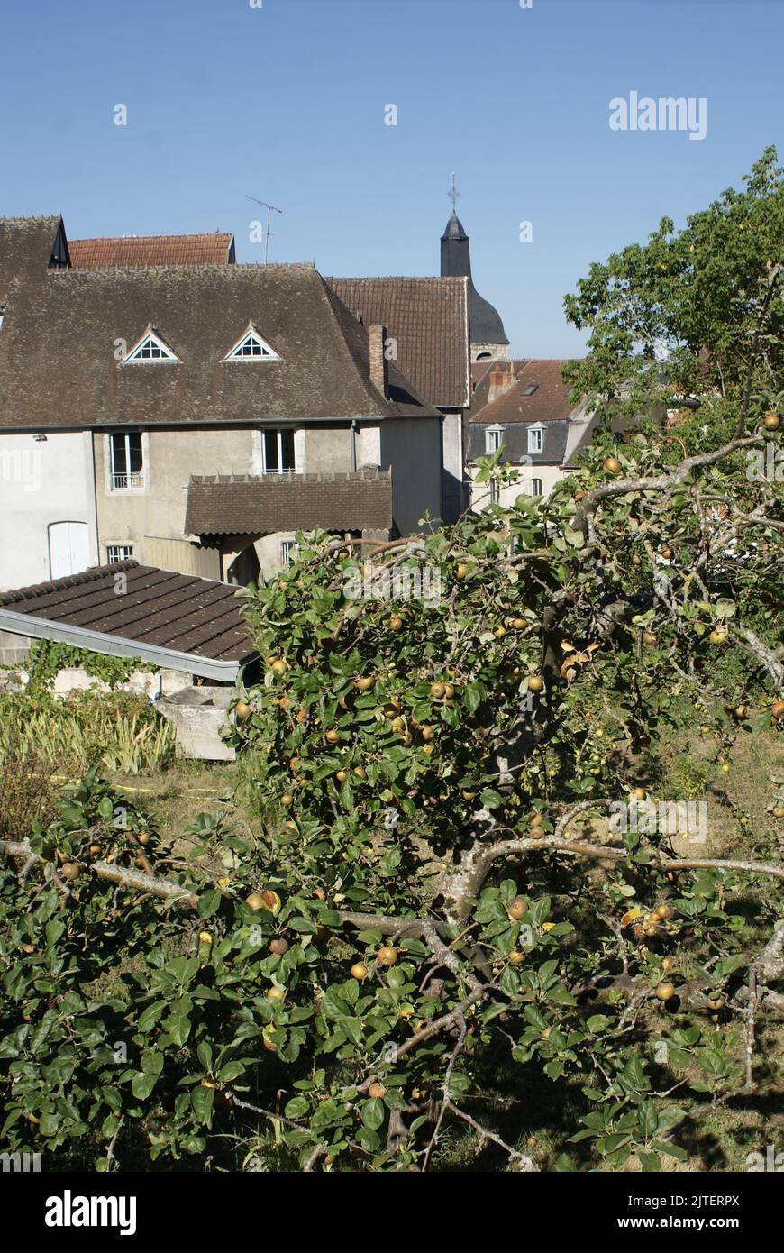 La ville de Montluçon, l'Allier, France Stock Photo - Alamy