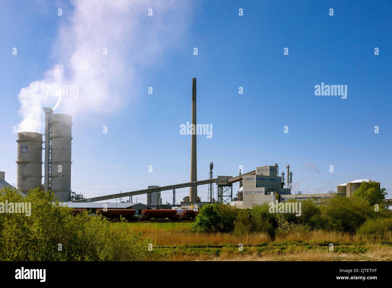Yara GmbH & Co. KG in the ChemCoast Park Brunsbüttel, with an ammonia ...