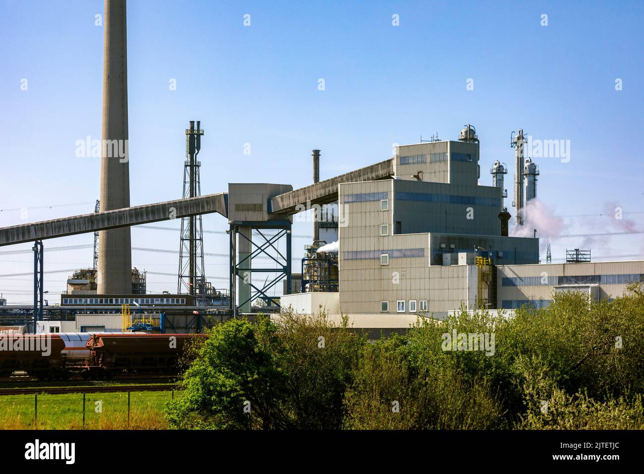 Yara GmbH & Co. KG in the ChemCoast Park Brunsbüttel, with an ammonia ...