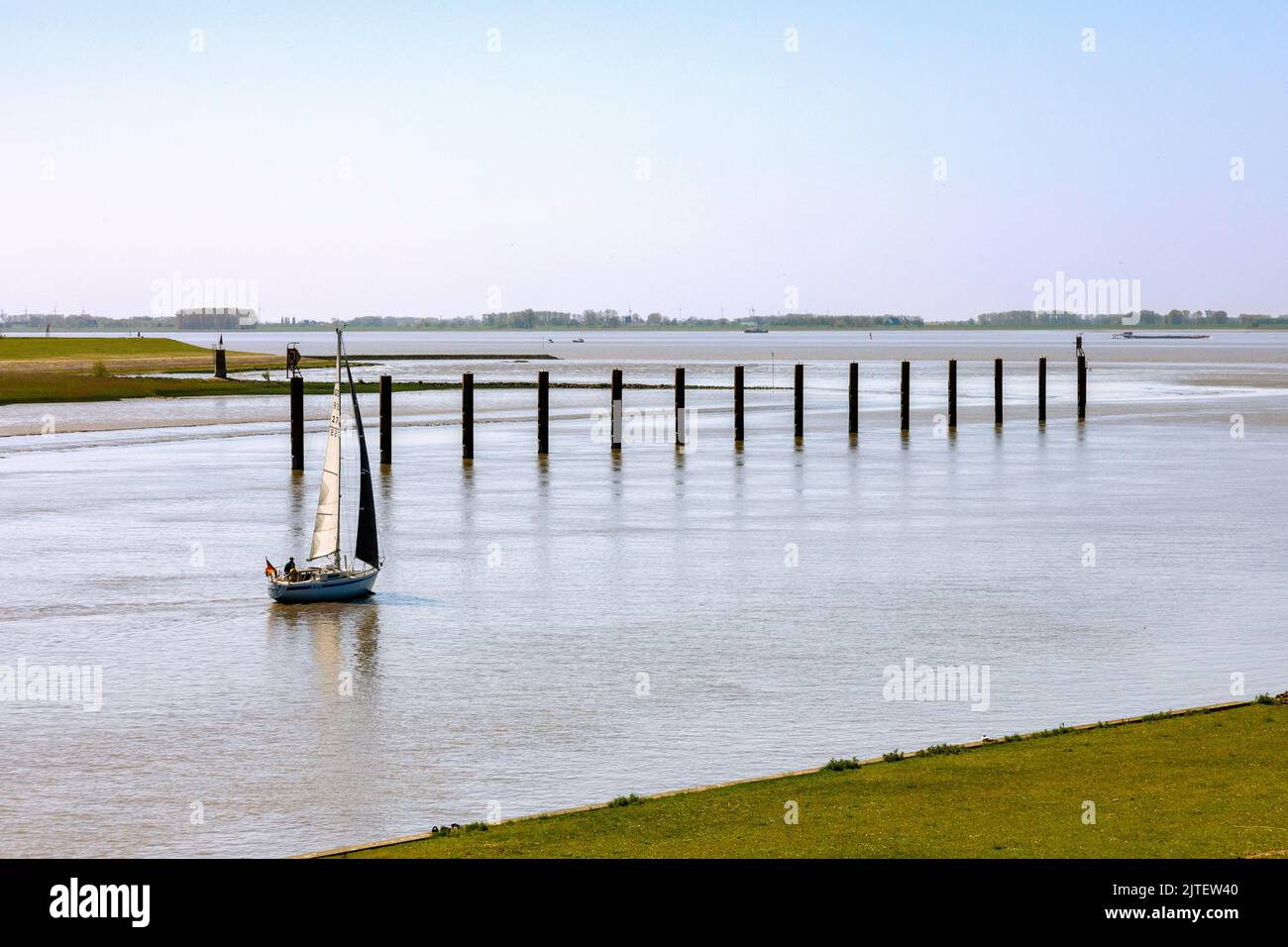 Estuary adventure hi-res stock photography and images - Alamy
