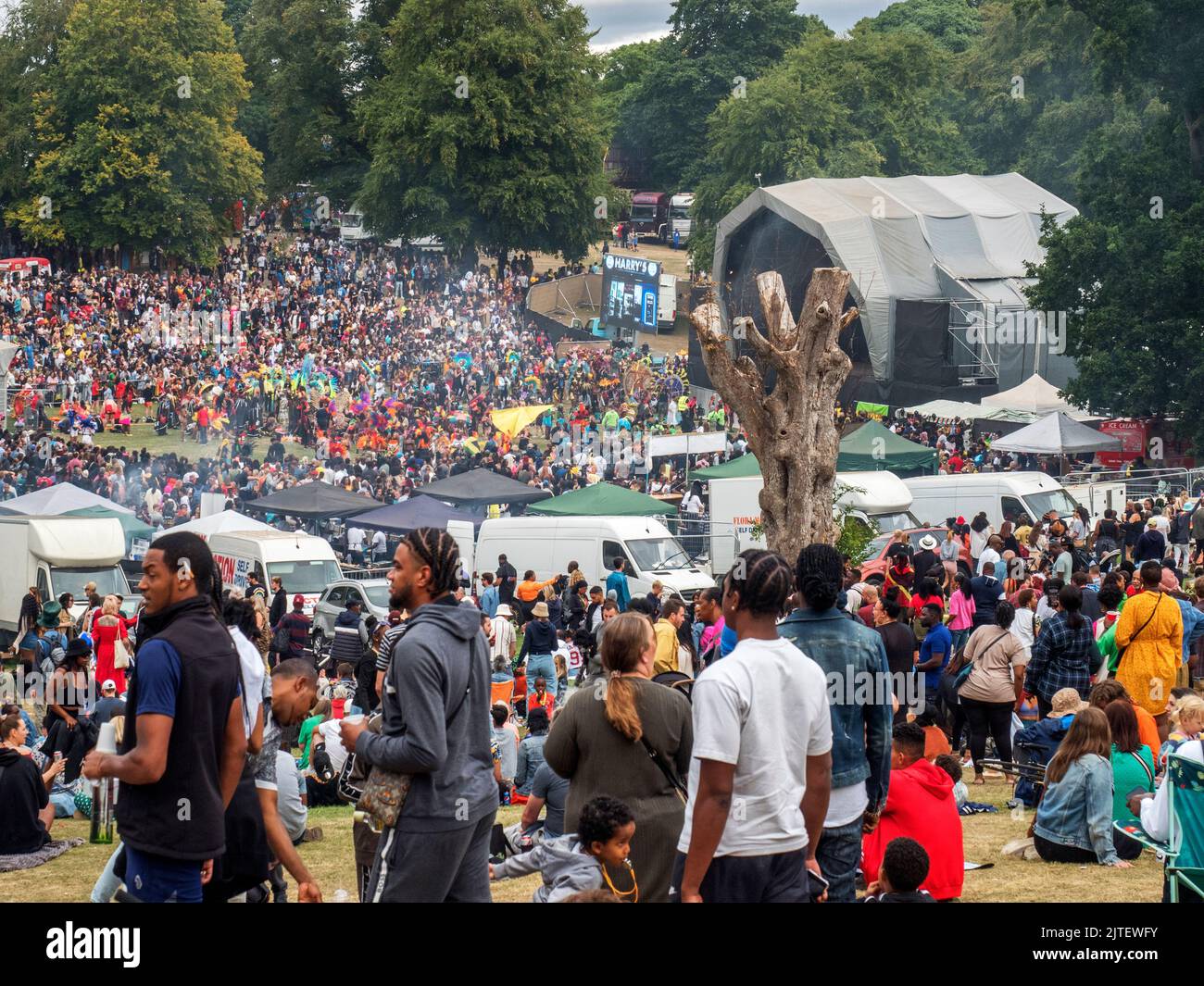 2022 August 29 - UK - Yorkshire - Leeds West Indian Carnival - Crowds ...
