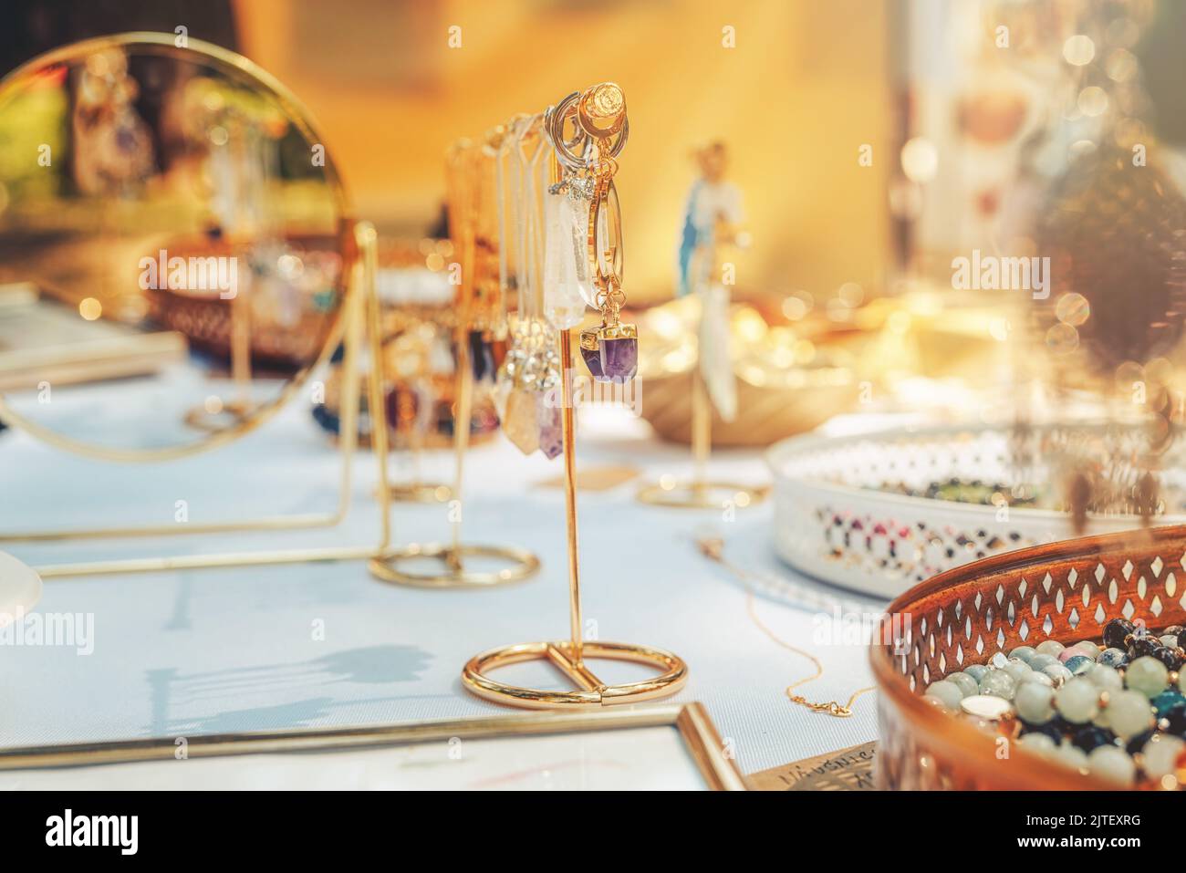 Healing crystal chain hi-res stock photography and images - Alamy