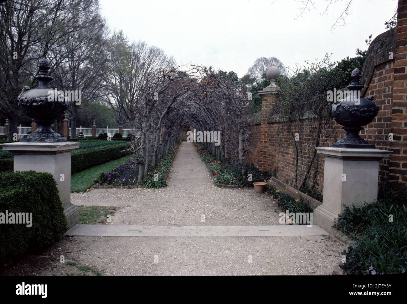 House of burgesses williamsburg hi-res stock photography and images - Alamy