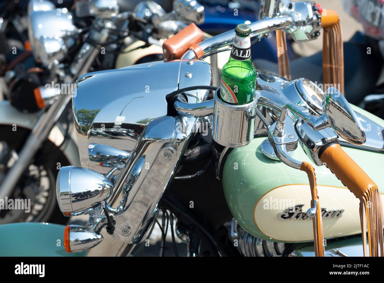 Daytime alcohol hi-res stock photography and images - Alamy