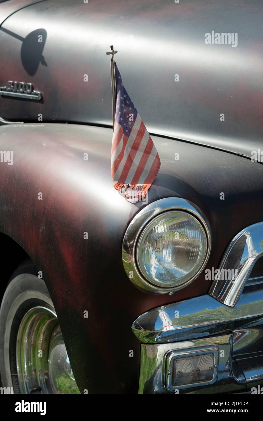 1954 Chevrolet 3100 Pickup Truck with American Flag Stock Photo - Alamy
