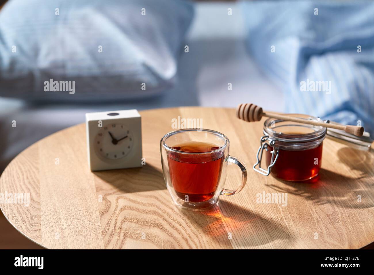 Alarm clock sleeping hi-res stock photography and images - Alamy