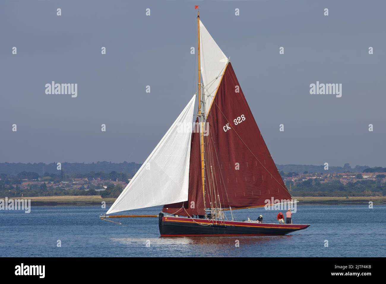 Whitstable oyster smack CK 328 Sunbeam in full sail on the Blackwater ...