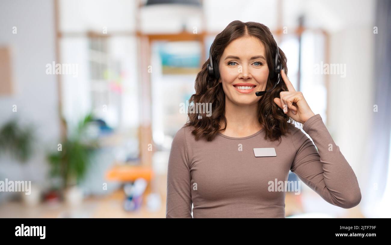 Woman helpline operator work hi-res stock photography and images - Alamy