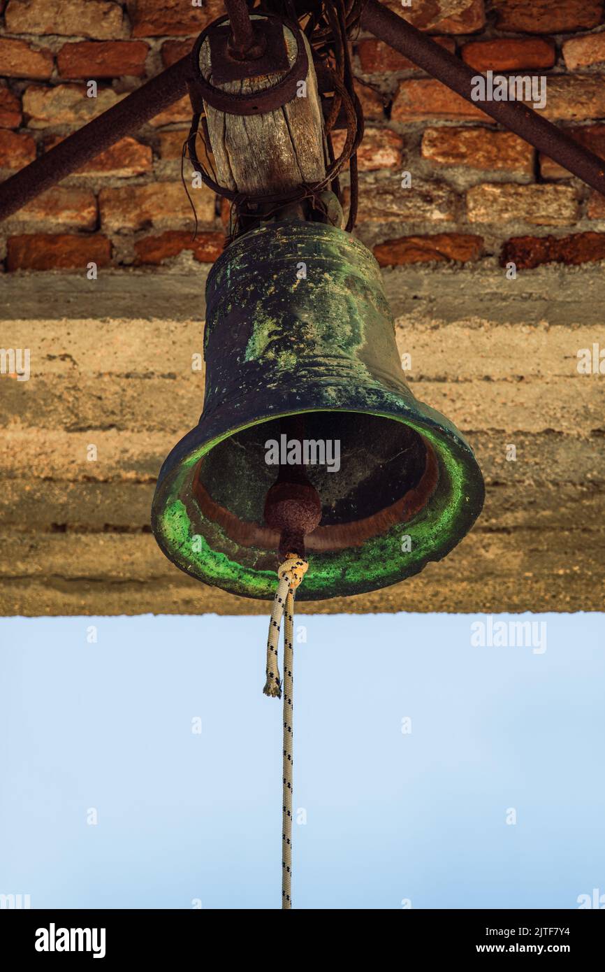 Wooden poll hanging hi-res stock photography and images - Alamy