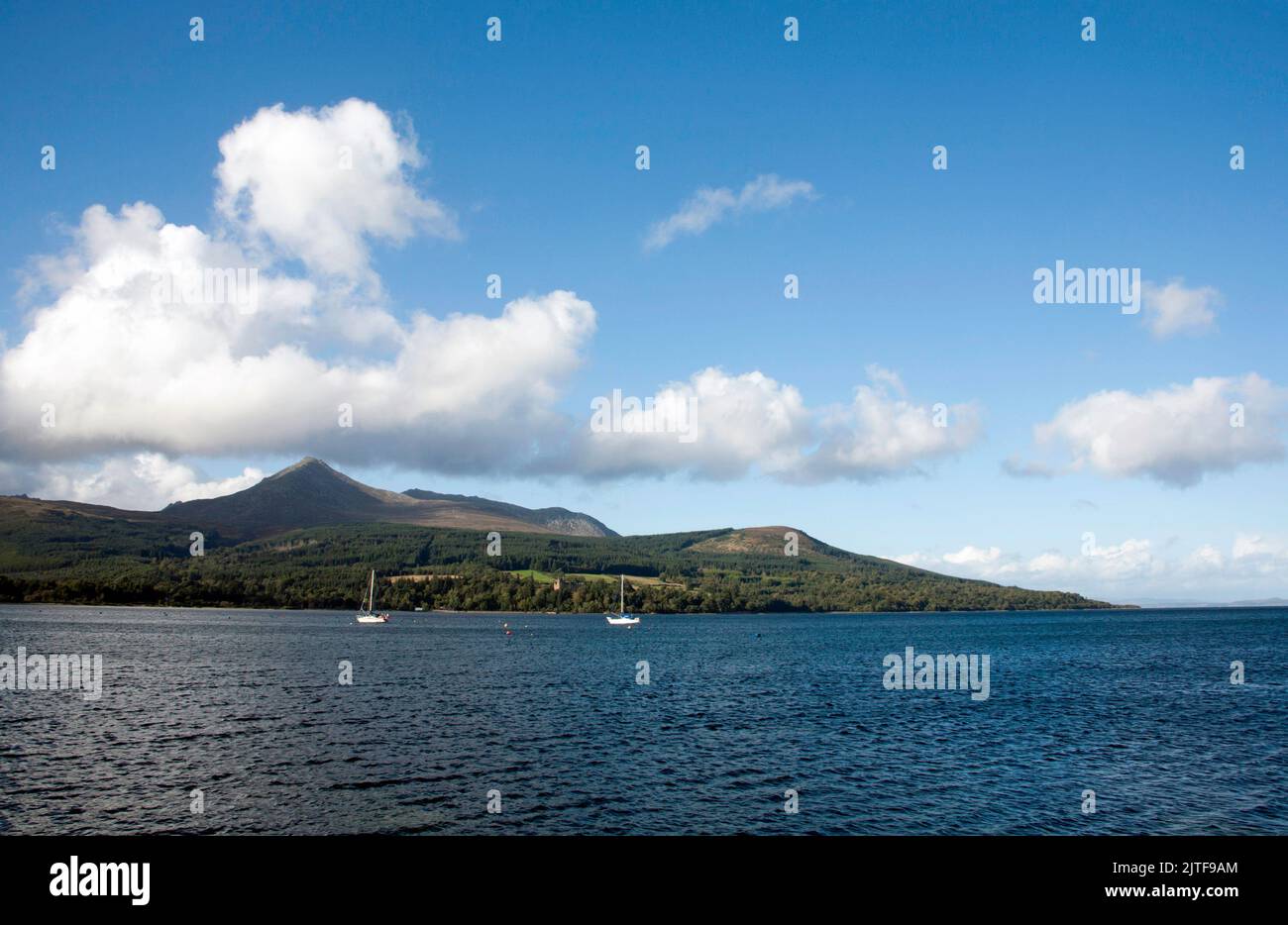 Brodick bay arran port hi-res stock photography and images - Alamy