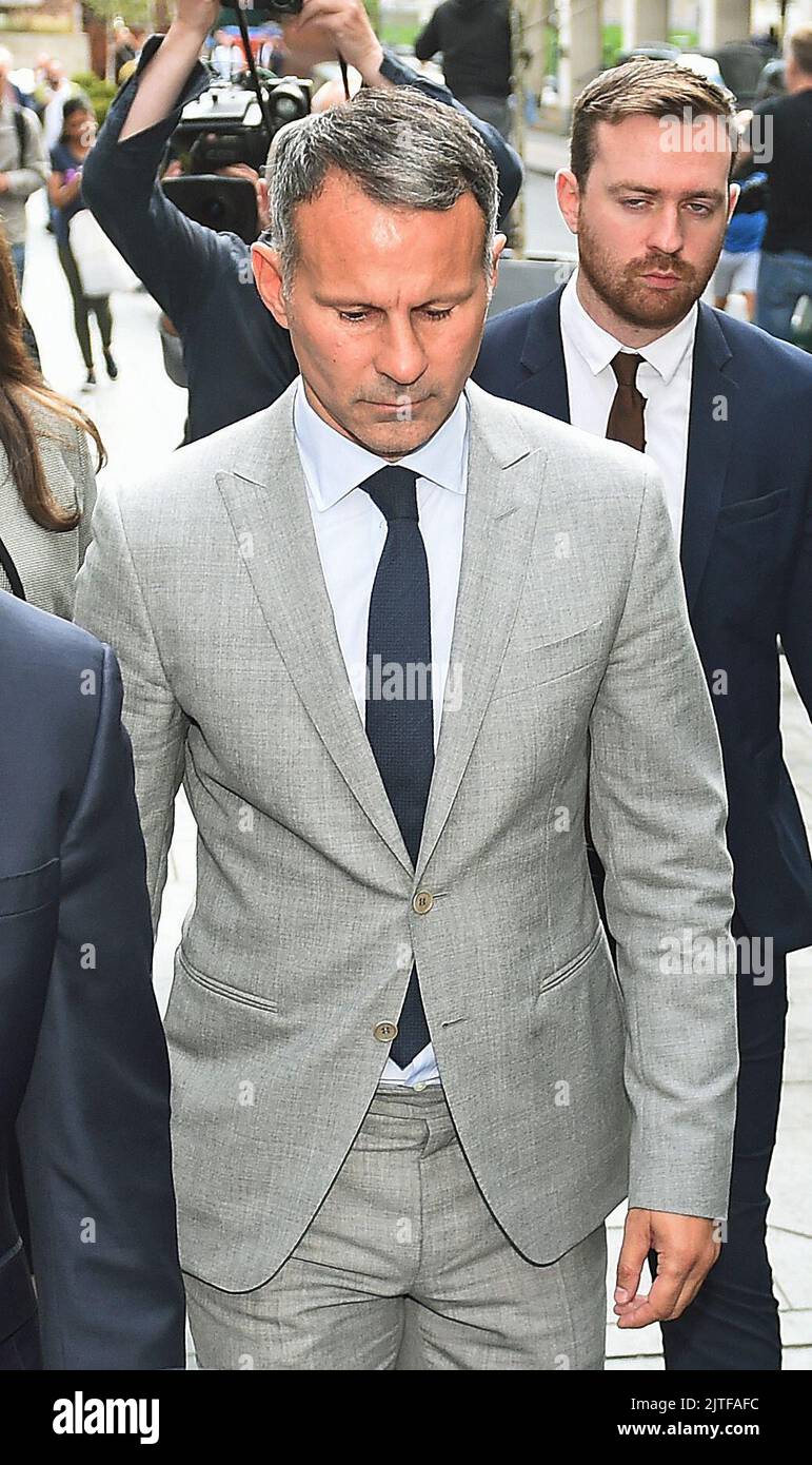 Ryan giggs court hi-res stock photography and images - Alamy