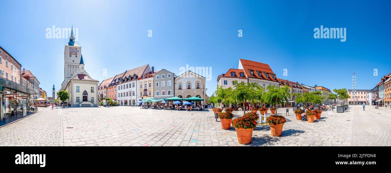 City tower at theresienplatz straubing hi-res stock photography and ...