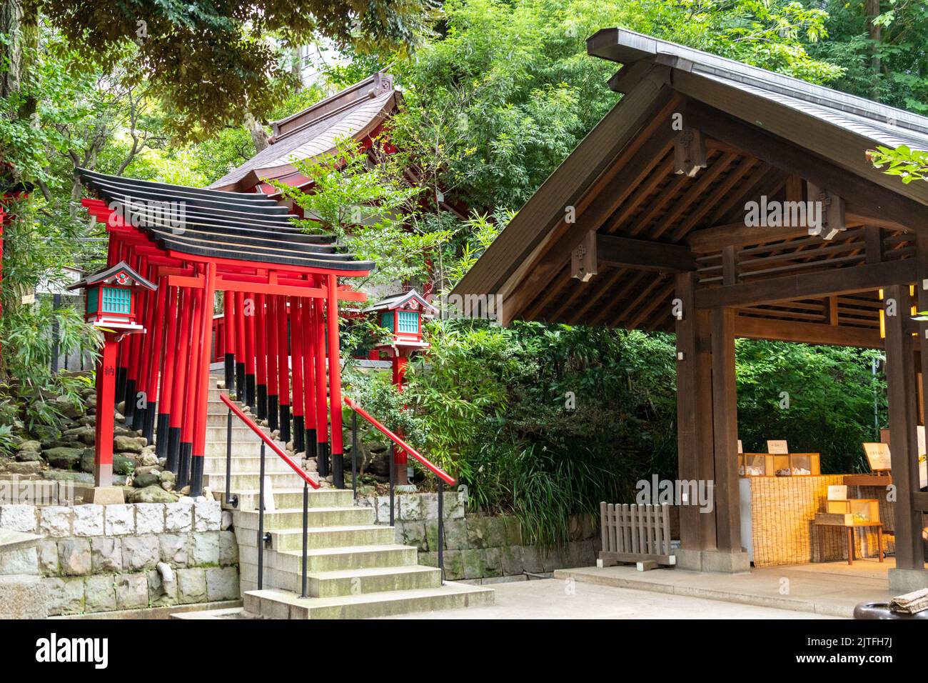 Torii gates at the Nogi-jinja Shrine, in Nogizaka, Akasaka, Tokyo ...