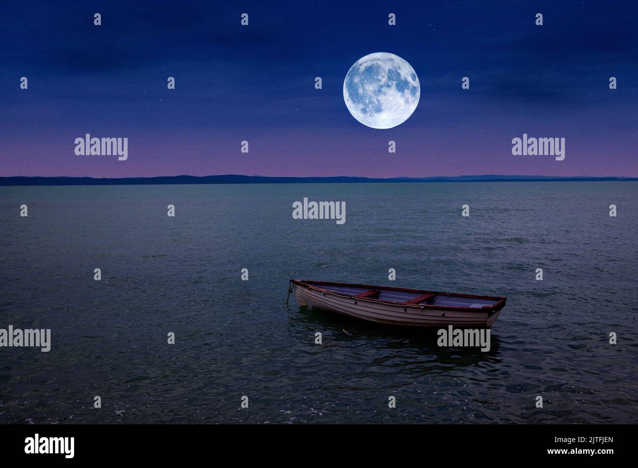 Night moon water boat hi-res stock photography and images - Alamy