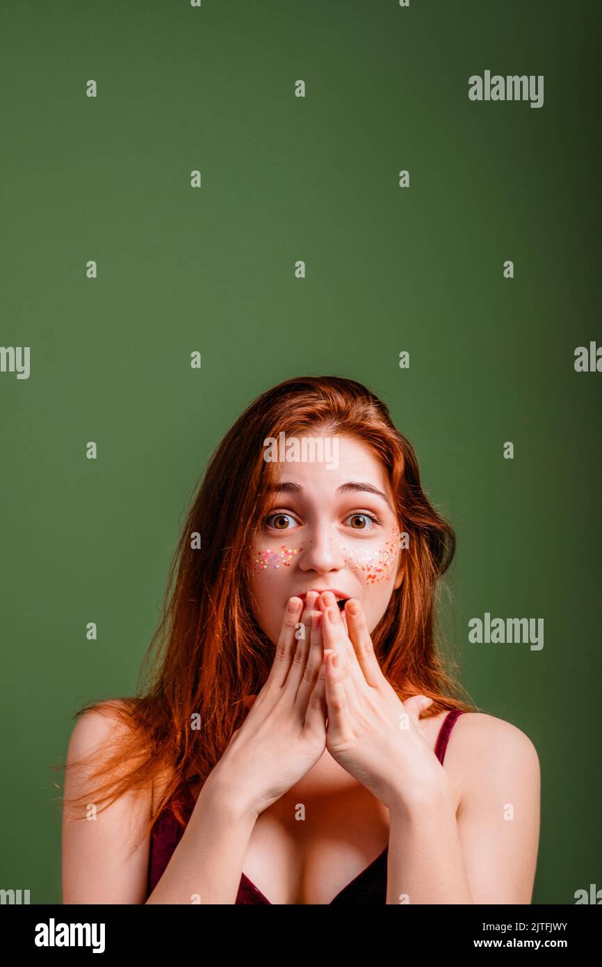 woman shock disappointment regret eyes open mouth Stock Photo - Alamy