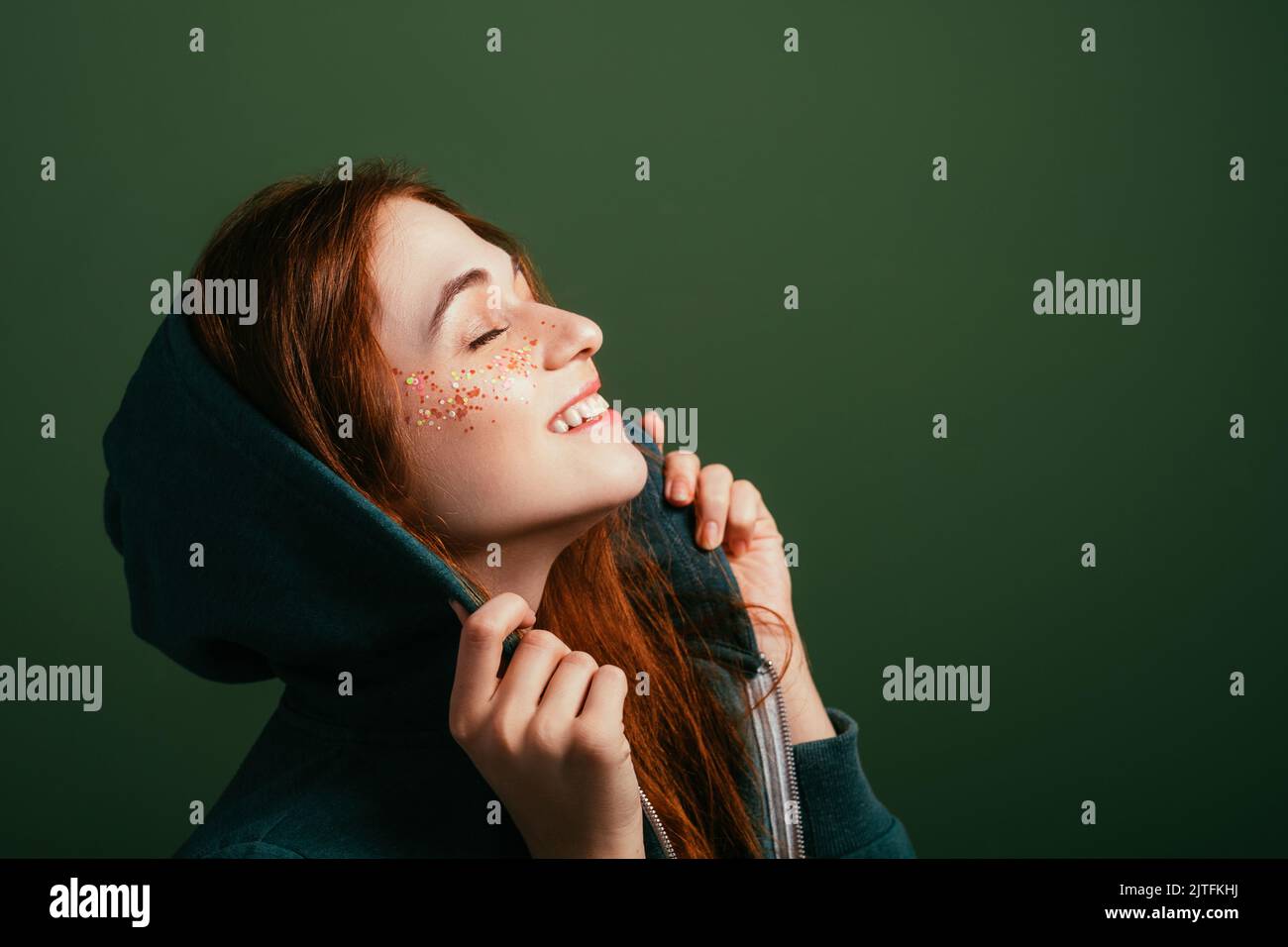 Woman relaxed eyes closed hi-res stock photography and images - Alamy