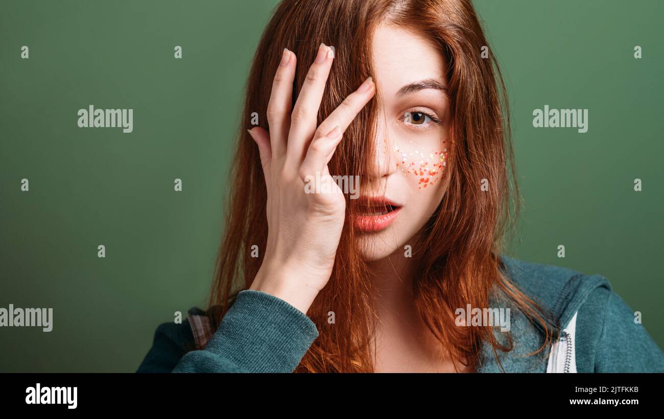 confused young woman embarrassment puzzled look Stock Photo - Alamy