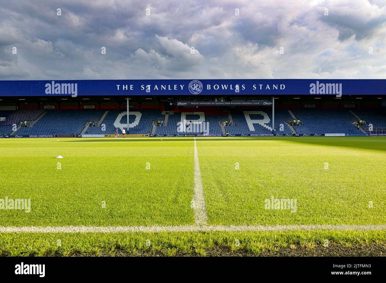 Loftus road stand hi-res stock photography and images - Alamy