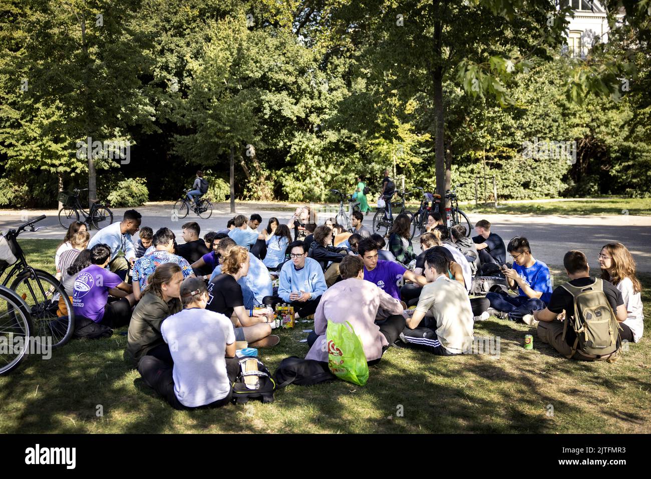 2022-08-30 16:54:12 AMSTERDAM - First-year students during the ...