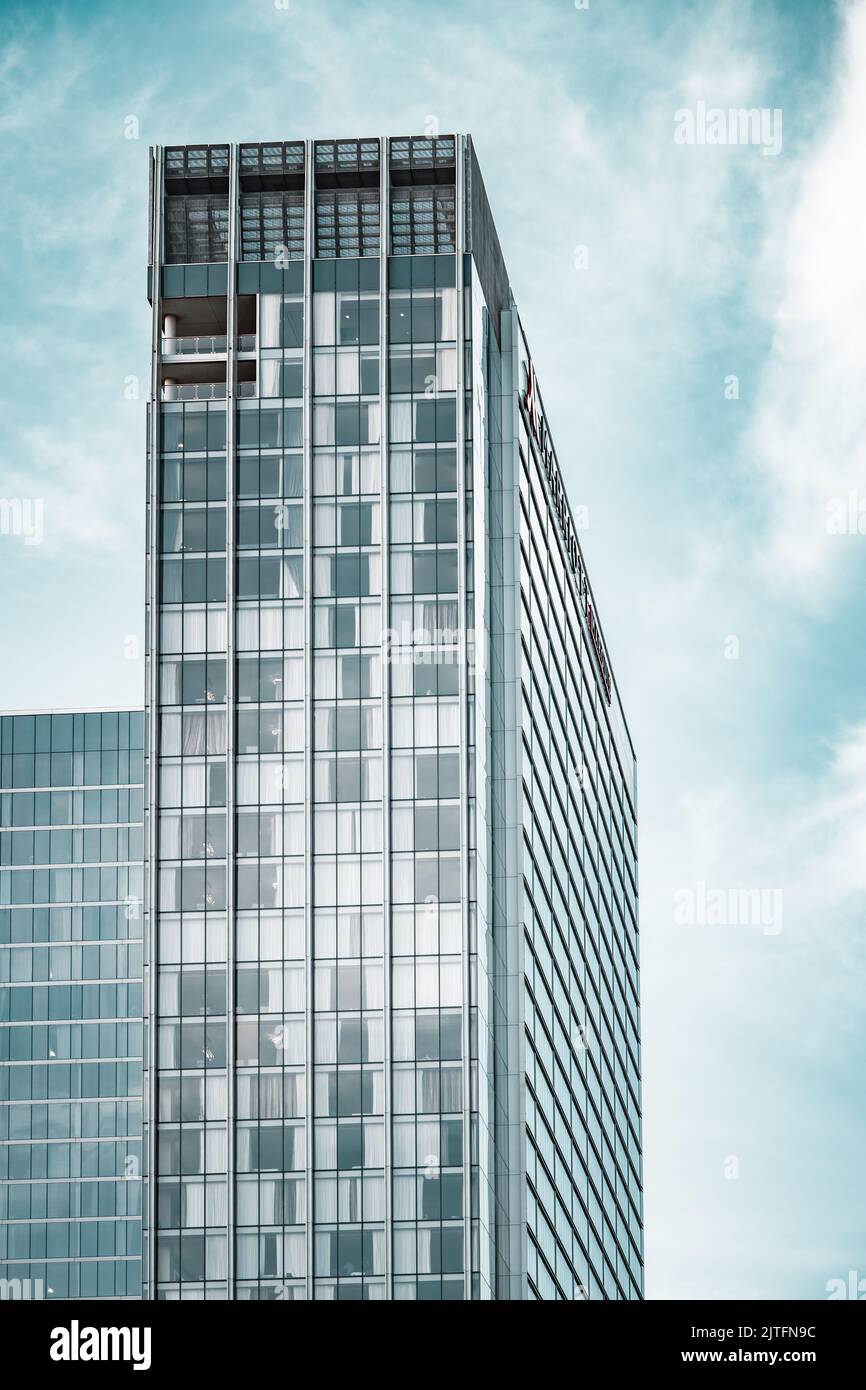 A low angle of a modern skyscraper Stock Photo - Alamy