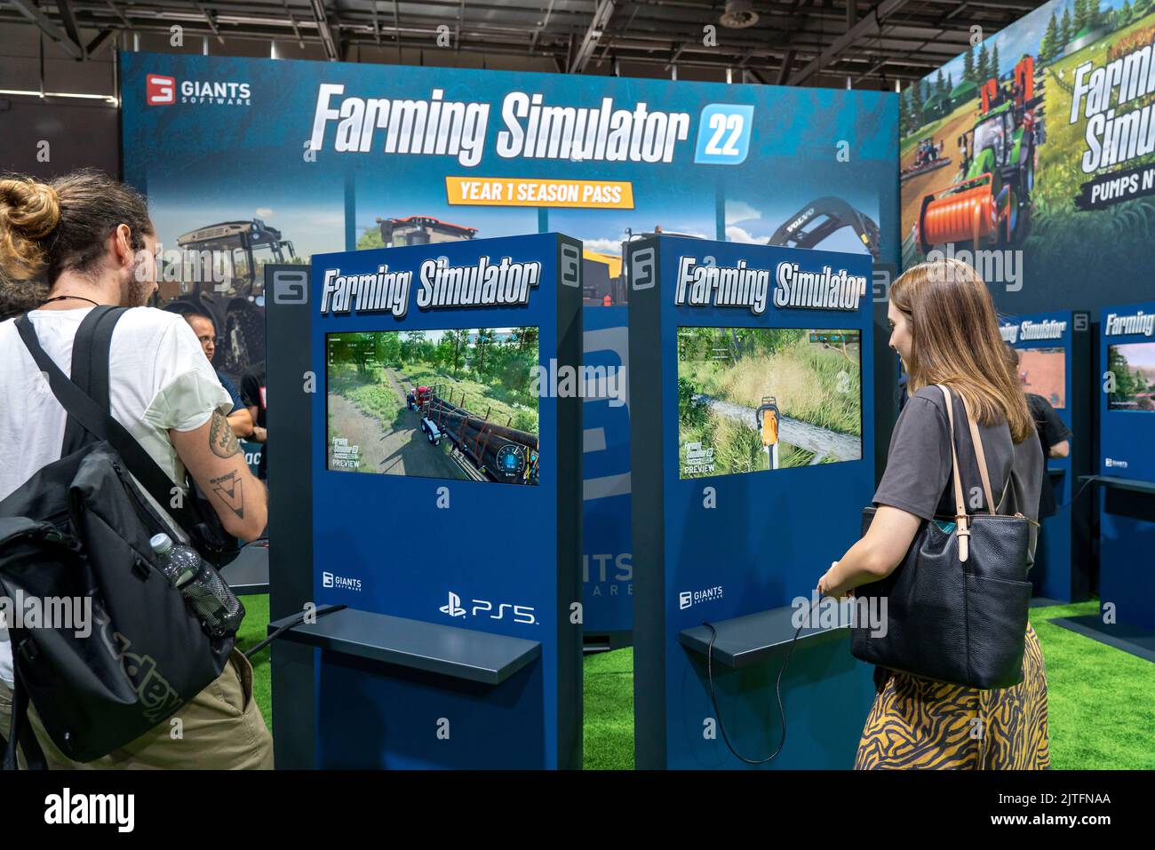 Gamescom, the world's largest trade fair for video and computer games ...