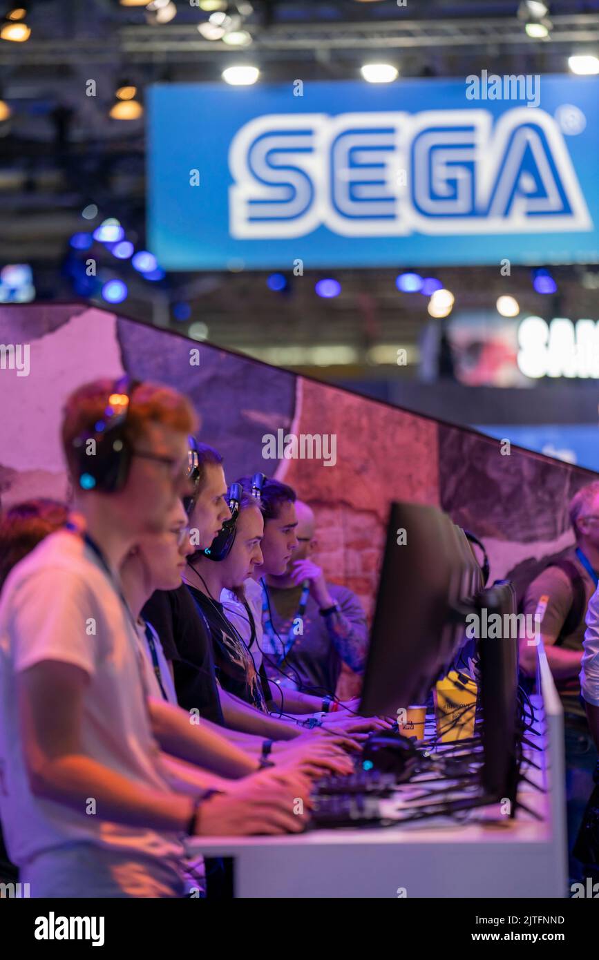 Gamescom, the world's largest trade fair for video and computer games ...