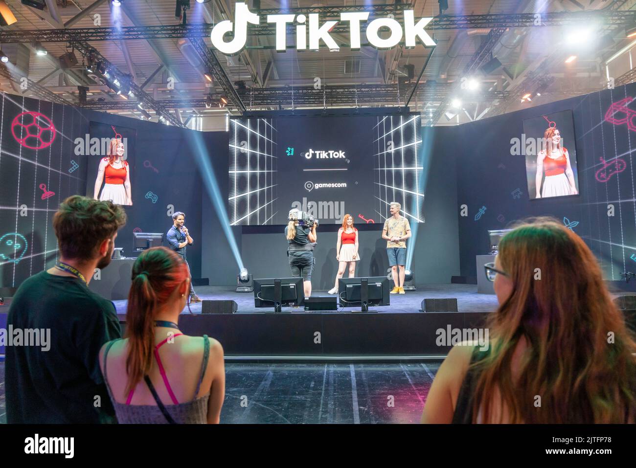 Gamescom, the world's largest trade fair for video and computer games ...