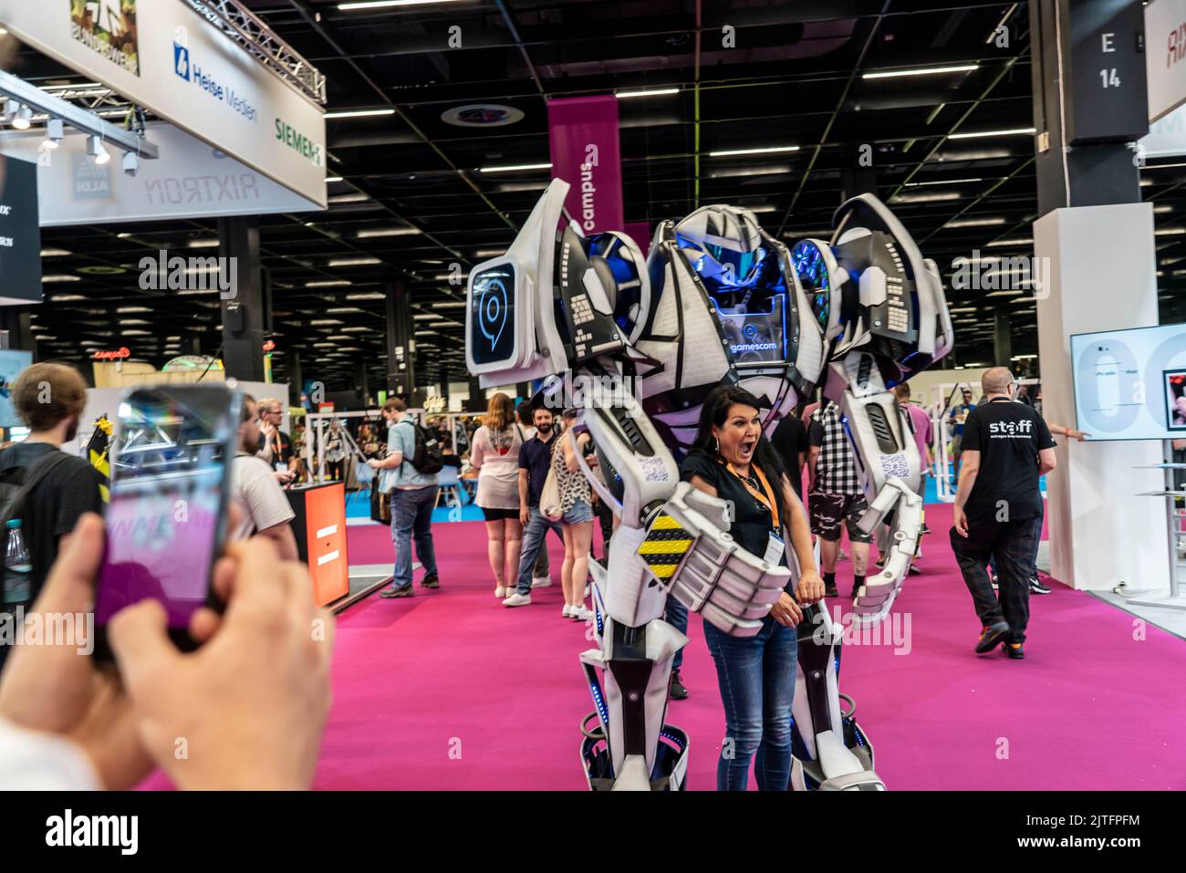 Gamescom, the world's largest trade fair for video and computer games ...