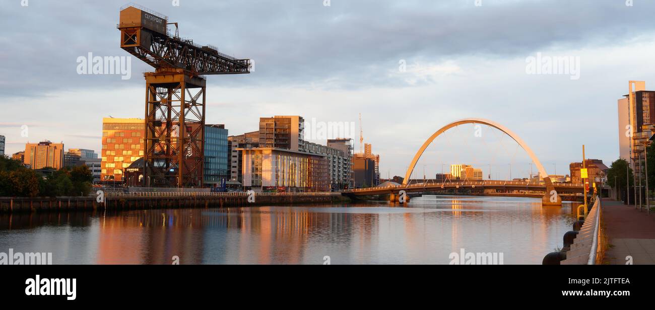 Glasgow, Scotland, UK, August 21st 2022, Clydeport Crane at Finnieston ...