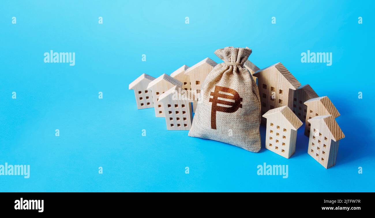 Philippine peso money bag hi-res stock photography and images - Alamy