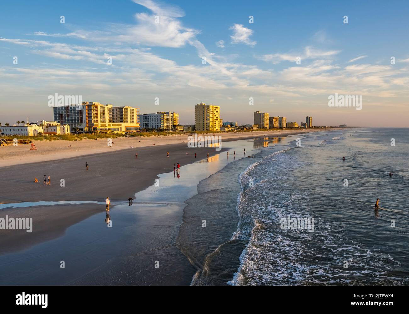 Morning sun light on Jacksonville Beach on the Atlantic Ocean in ...