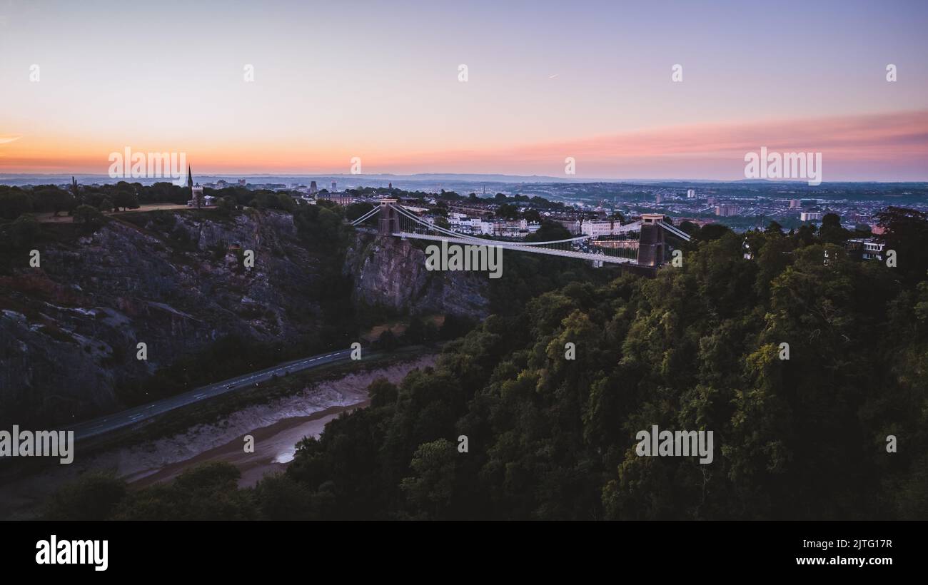 Clifton Suspension Bridge in Bristol Stock Photo - Alamy