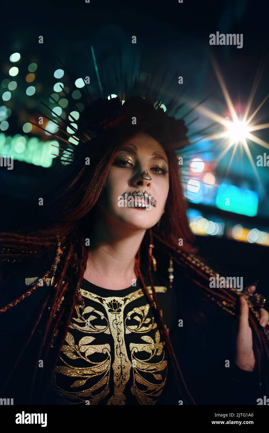 Female skeleton character hi-res stock photography and images - Alamy