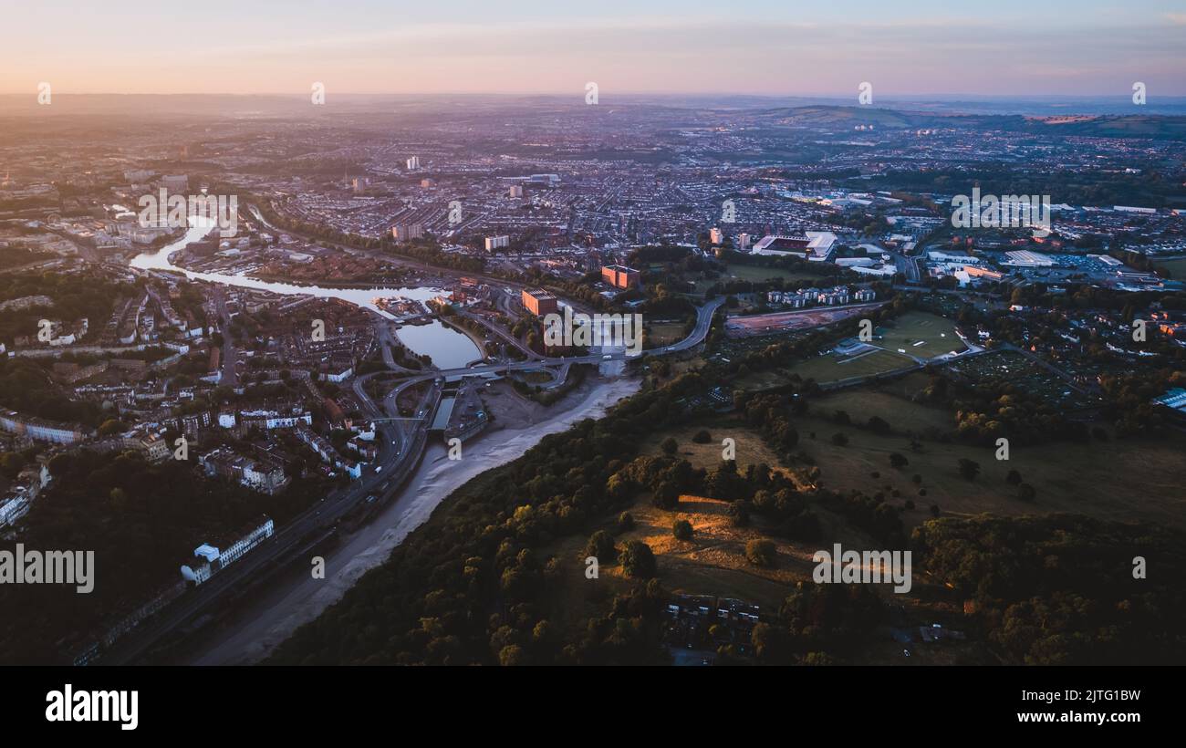 Bristol skyline photography hi-res stock photography and images - Alamy