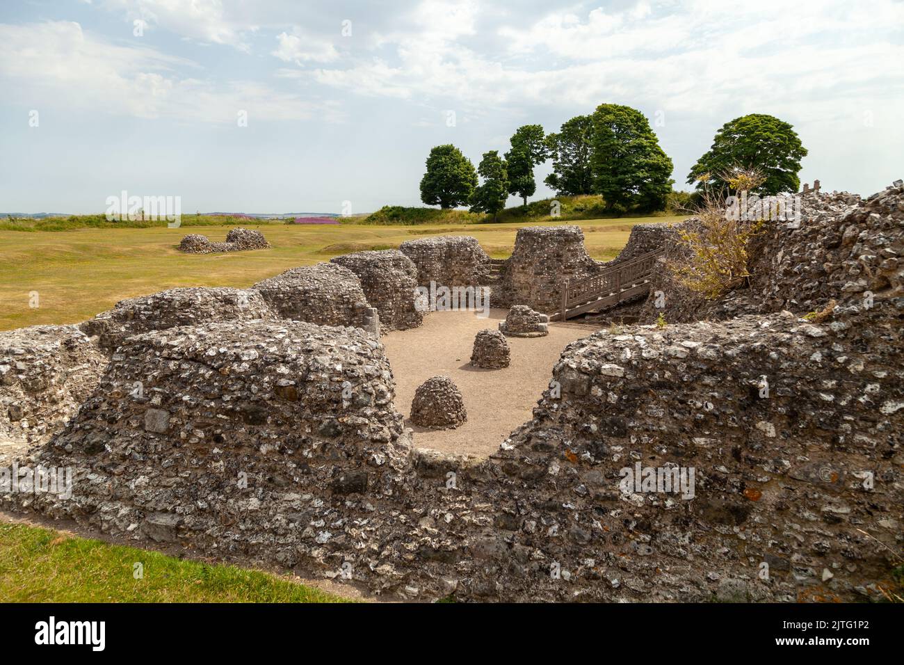 Old Sarum Cathedral near the city of Salisbury, England Stock Photo - Alamy
