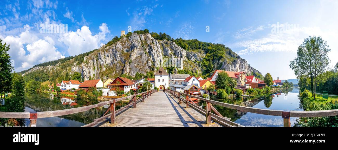 Essing market hi-res stock photography and images - Alamy