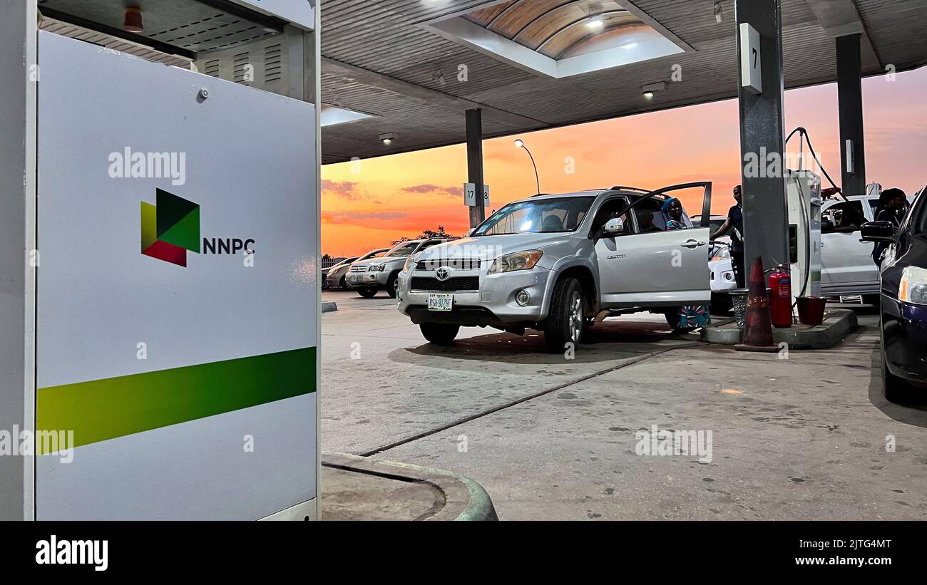 Nigeria gas station hi-res stock photography and images - Alamy