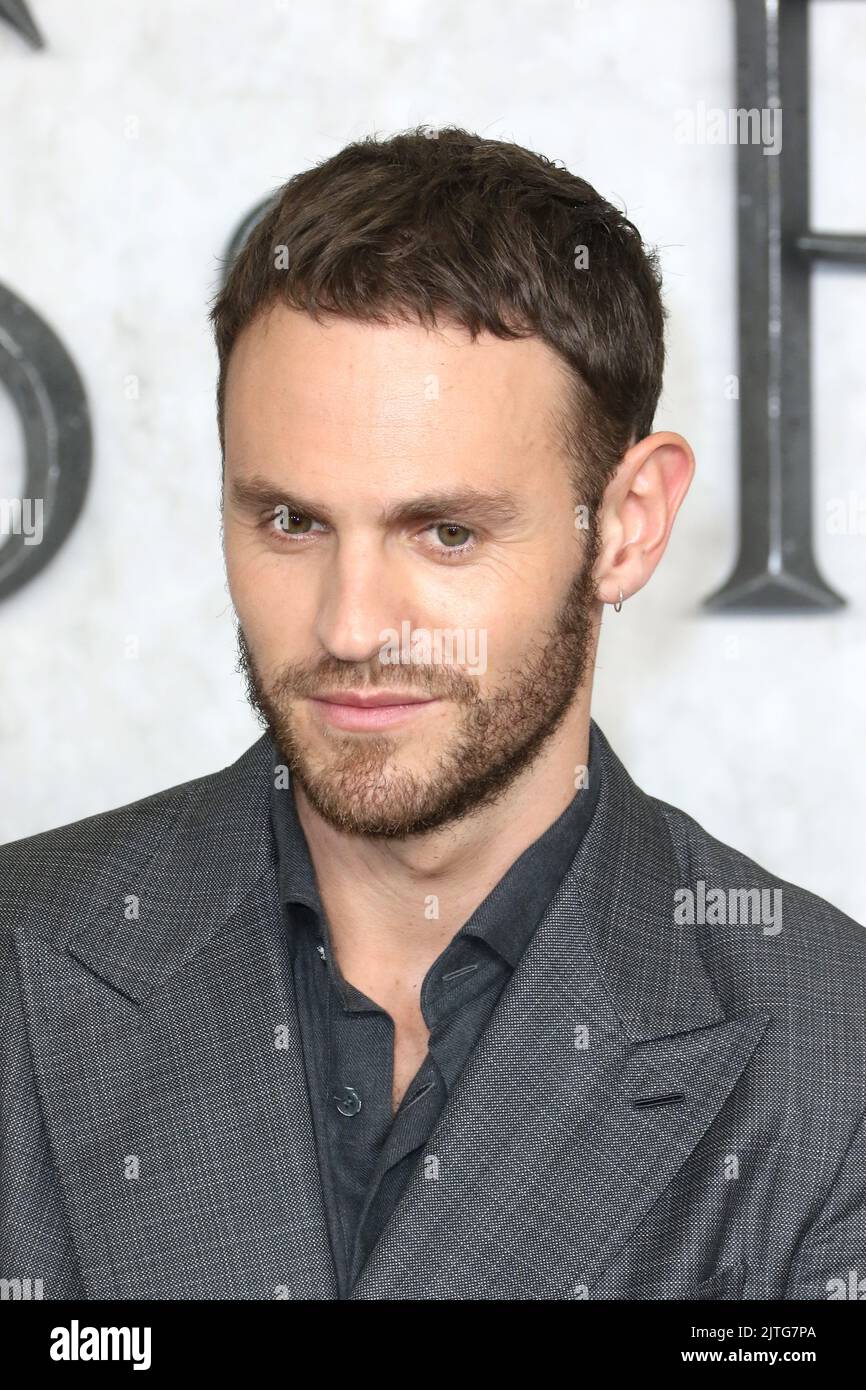 Charlie Vickers, The Lord of the Rings: The Rings of Power - World ...