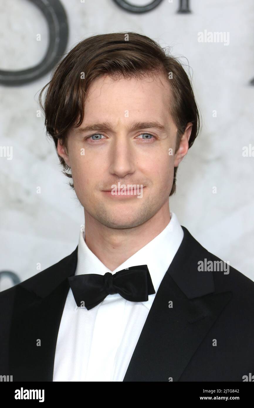 Leon Wadham, The Lord of the Rings: The Rings of Power - World Premiere ...