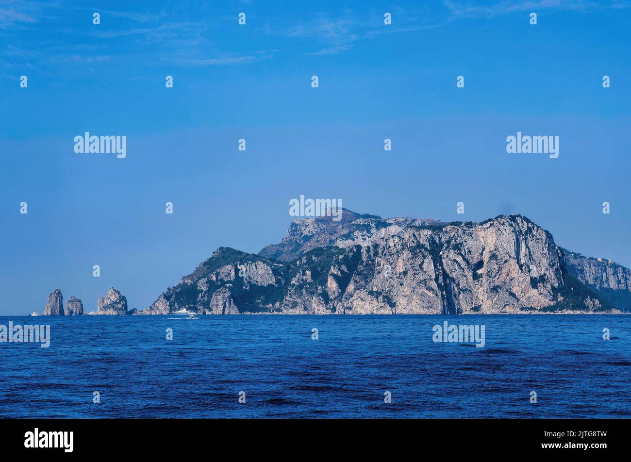 The island of Capri (Italy) and its famous Faraglioni. Beautiful ...