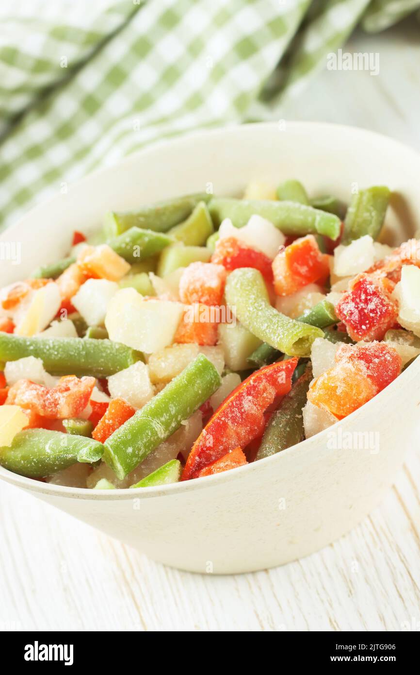 Frozen vegetable mixture hi-res stock photography and images - Alamy