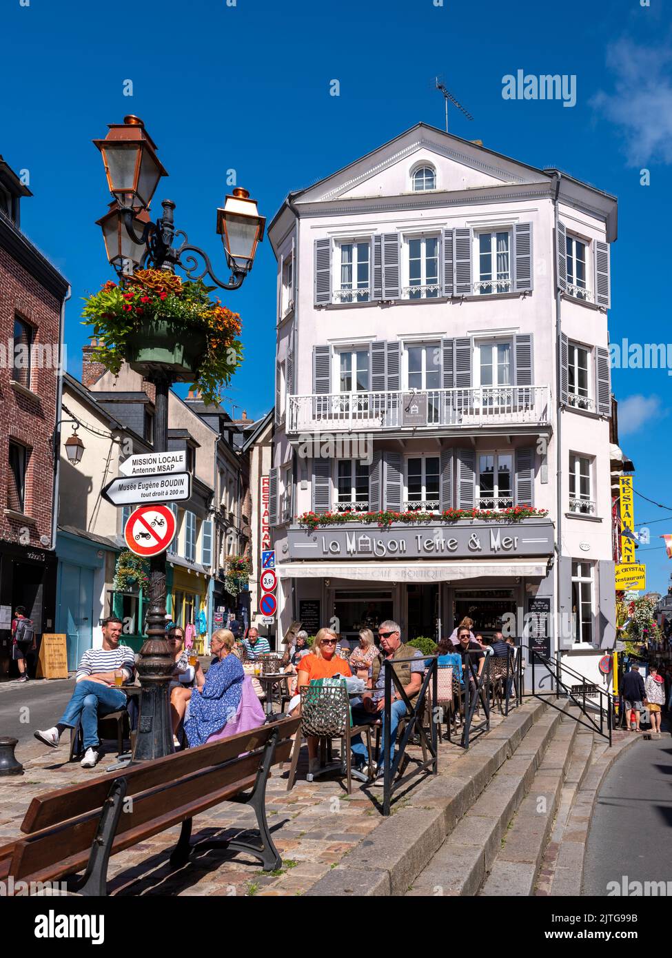 Calvados department hi-res stock photography and images - Alamy