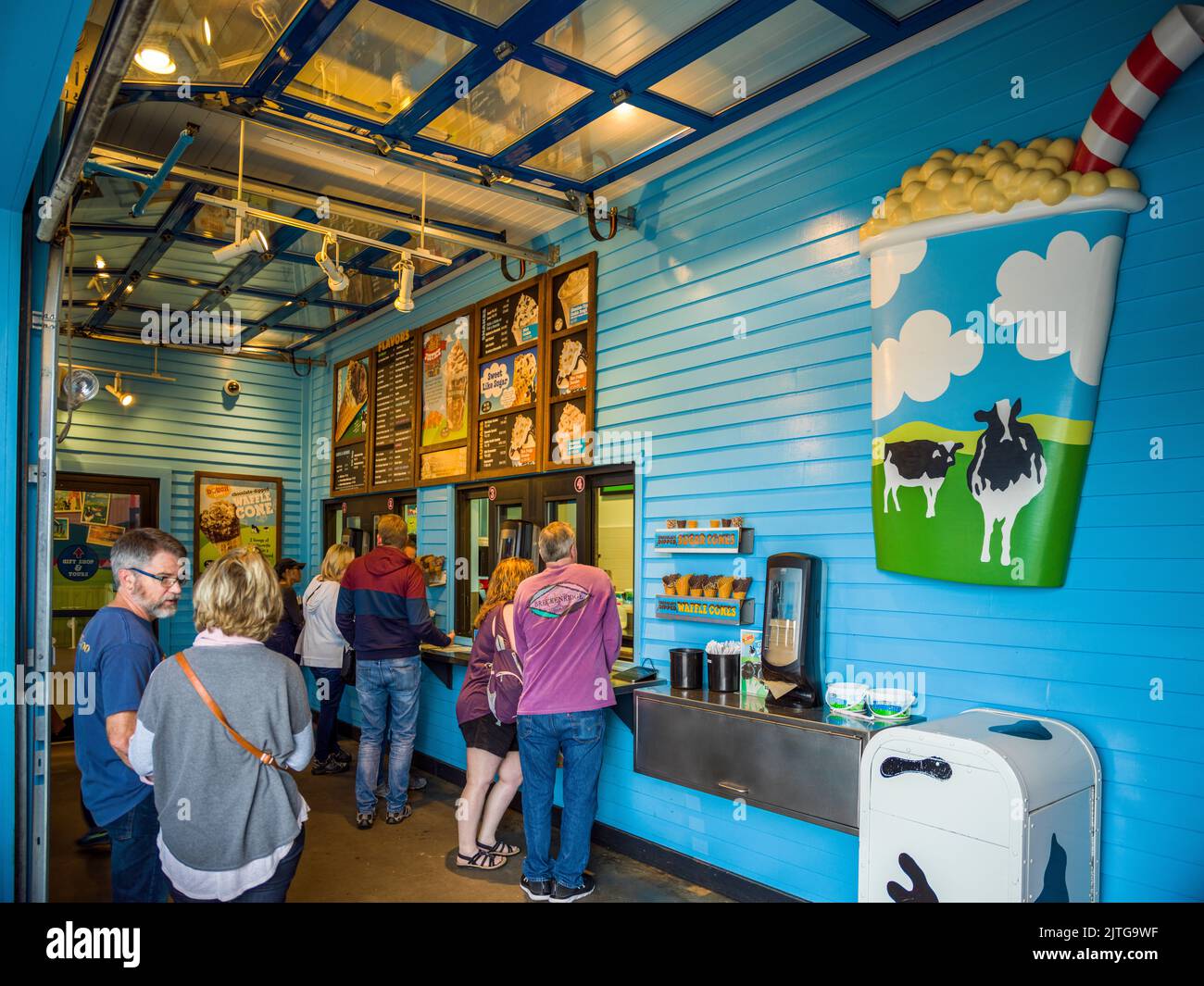 Ice cream farm hi-res stock photography and images - Alamy